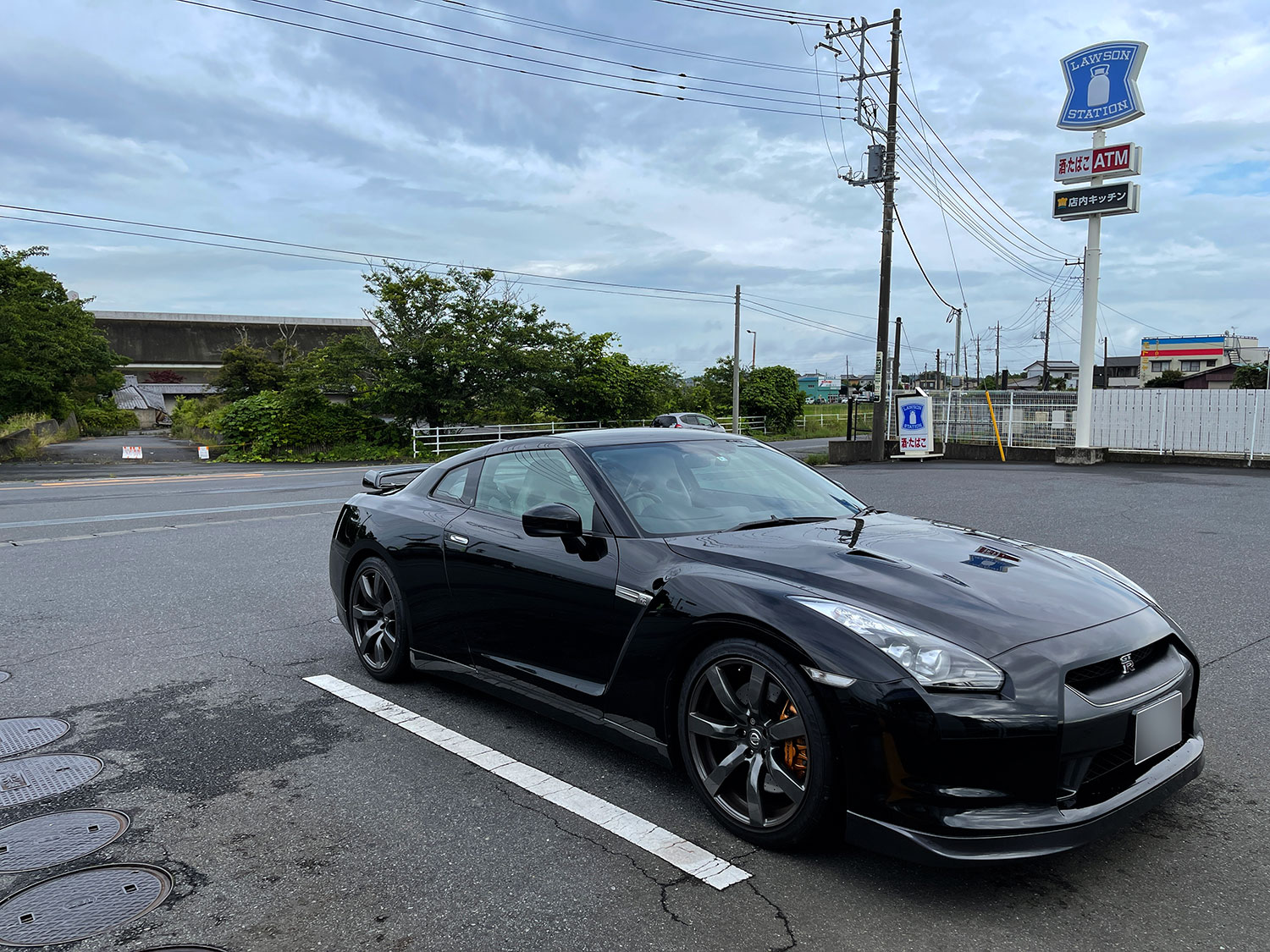 乗っている？乗せられている？35GT-Rと第二世代のGT-Rの違い | 35GT-R.NET 素人がGT-Rに乗るとどうなる？